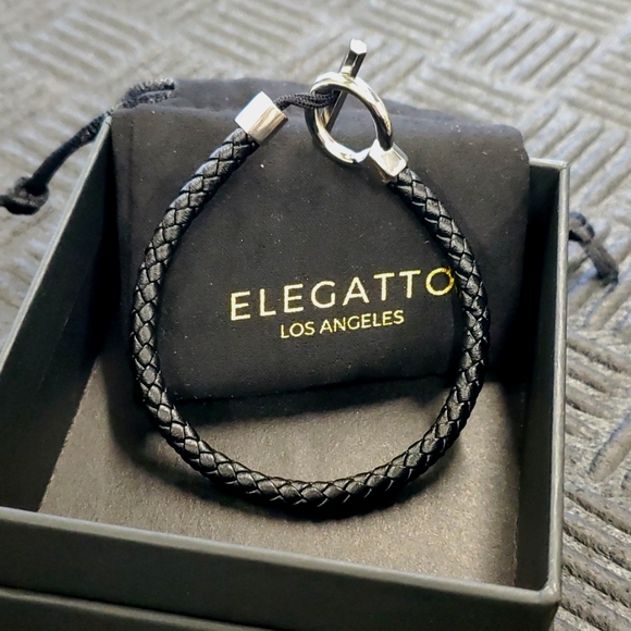 Elegatto | Accessories | New Elegatto Los Angeles Helm Black Leather ...
